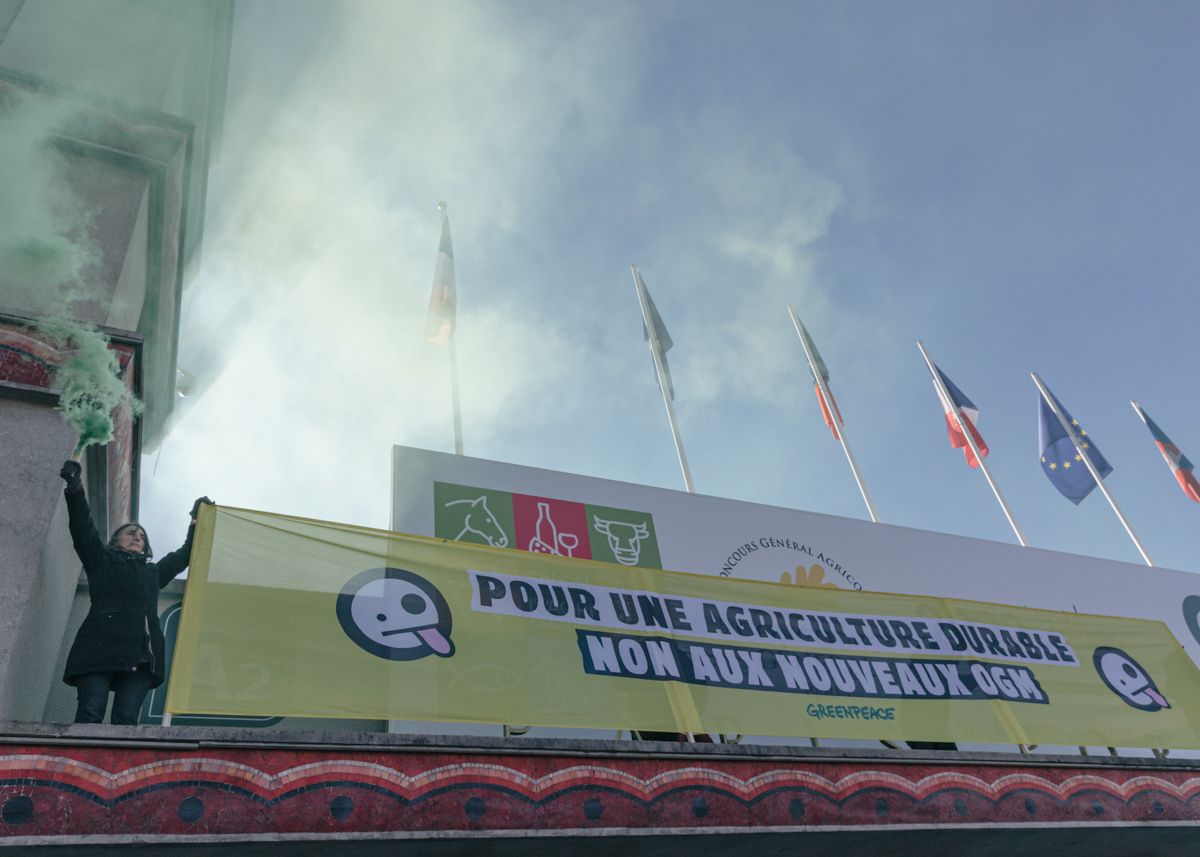 Nouveaux OGM : Action au Salon de l’Agriculture - Greenpeace France